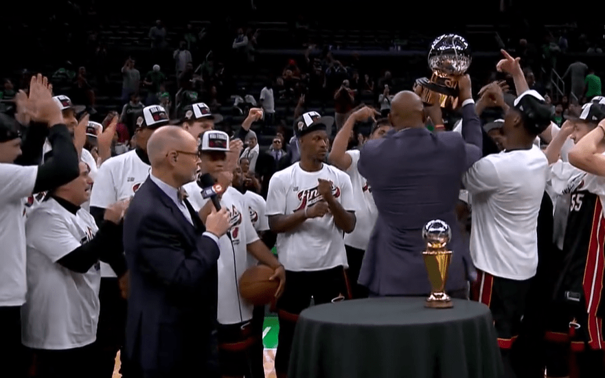 热火赢下抢七闯入NBA总决赛，巴特勒荣膺东决MVP_凯莱布·马丁_比赛_大战