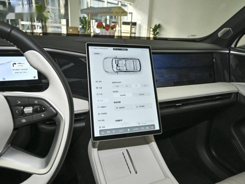 “表决心”的产品力 吉利银河L7上市13.87万起_搜狐汽车_搜狐网