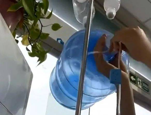 官方通报：系摆拍！行拘3日！孙某某连云港男子 