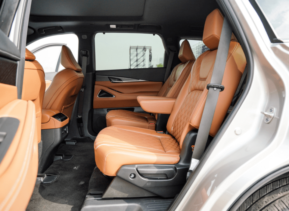 随品牌落寞，中大型SUV对标Q7，9AT全系252马力，QX60月销垫底_搜狐汽车_搜狐网