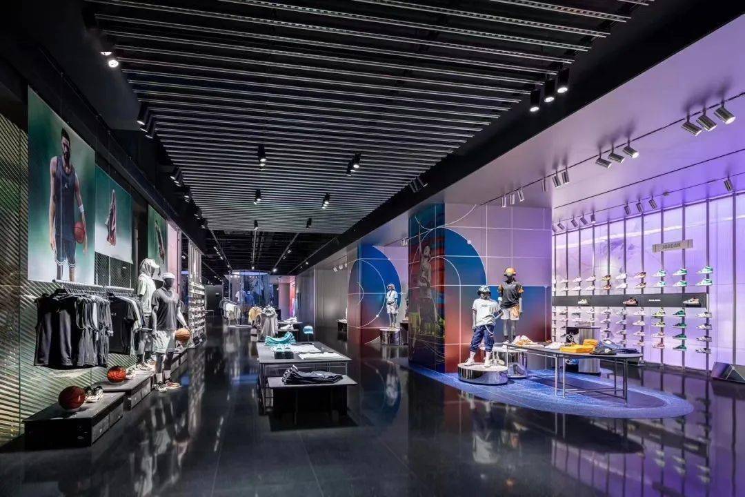 NIKE西南首家RISE 1200全品类体验店落地解放碑 打造运动时尚集结地_重庆_服务_渝中区