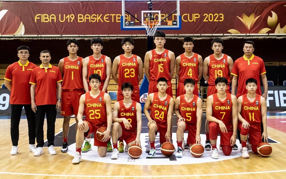U19世界杯获第10名，中国篮球小将未来可期_中国队_维伦_杨翰