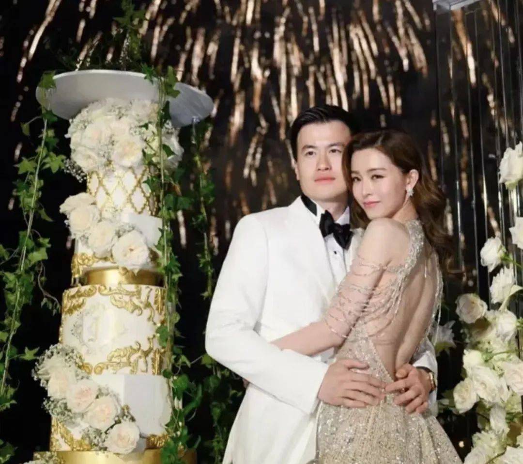 全网最佳“疯批美人”私服，还得看文咏珊！ -6parkbbs.com