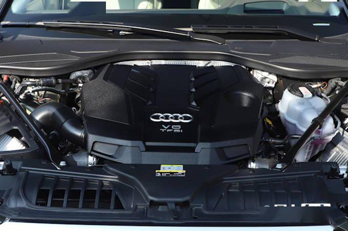 奥迪2024款A8L配置曝光 预计83万起售 霍希版降31万_搜狐汽车_搜狐网