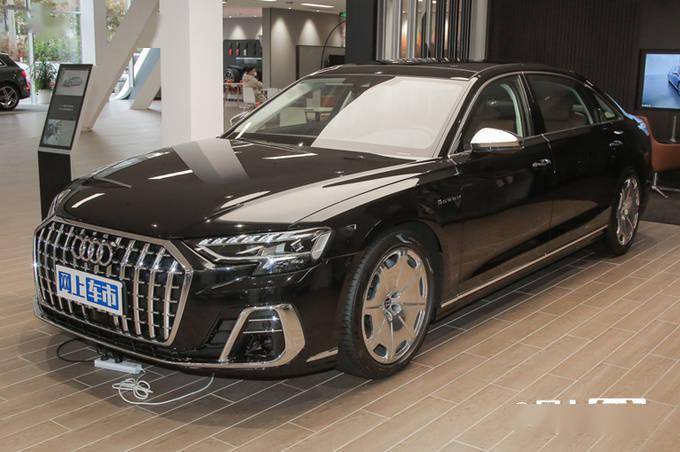 奥迪2024款A8L配置曝光 预计83万起售 霍希版降31万_搜狐汽车_搜狐网