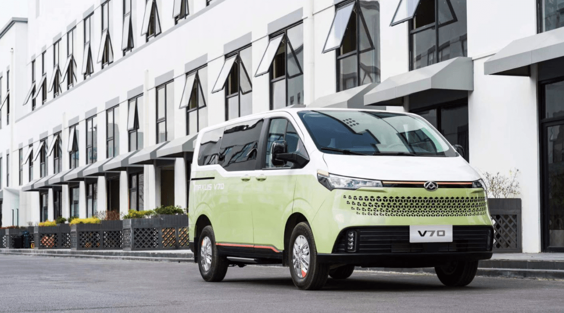 首选谁？上汽大通MAXUS新途V70 VS 江铃福特新全顺V362_搜狐汽车_搜狐网