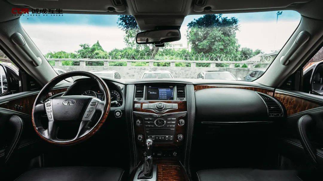 5.6L+V8，气场媲美揽胜，半价左右！【英菲尼迪QX80 5.6L 4WD】_搜狐汽车_搜狐网