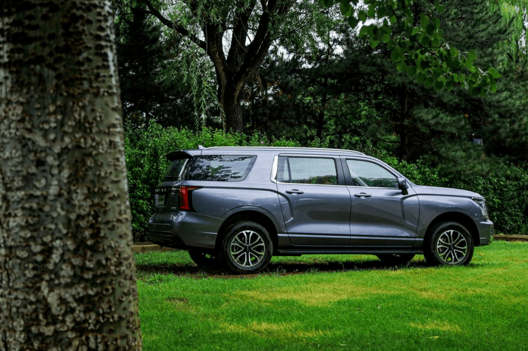 新哈弗H5震撼上市12.28万起售打响价值跃升战，让全尺寸SUV触手可得_搜狐汽车_搜狐网