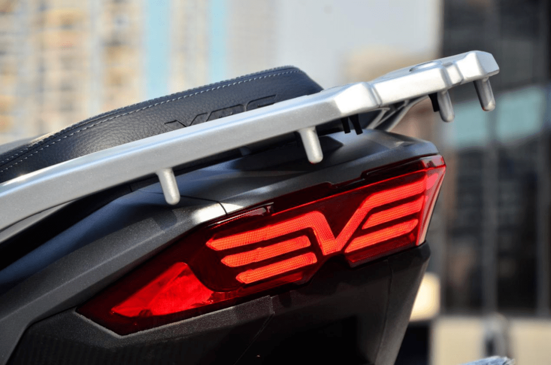 配置越级，动力无敌——大阳VPS125评测_搜狐汽车_搜狐网