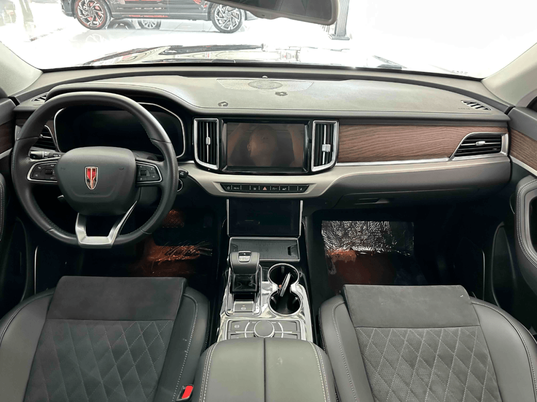 【店铺推荐】红旗HS7 2022款 2.0T DCT两驱智联旗享版 七座_搜狐汽车_搜狐网