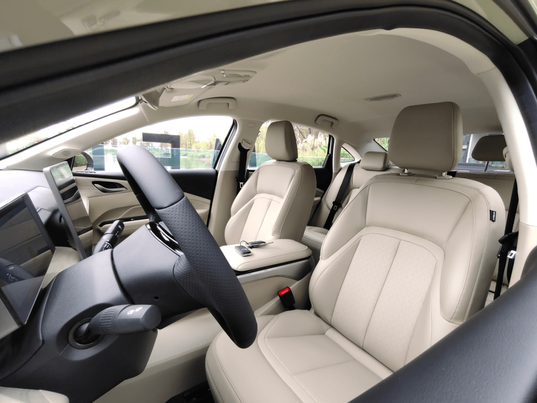 百公里油耗3.98L，0.228Cd超低风阻，试驾五菱星光，乐趣满满？_搜狐汽车_搜狐网