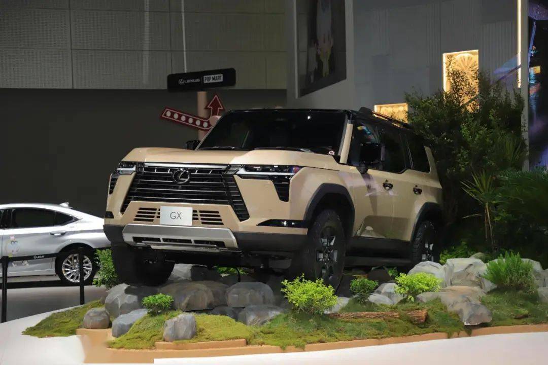 公认的硬派越野标杆，2.4T+8AT，实力没的说，即将国产！_搜狐汽车_搜狐网