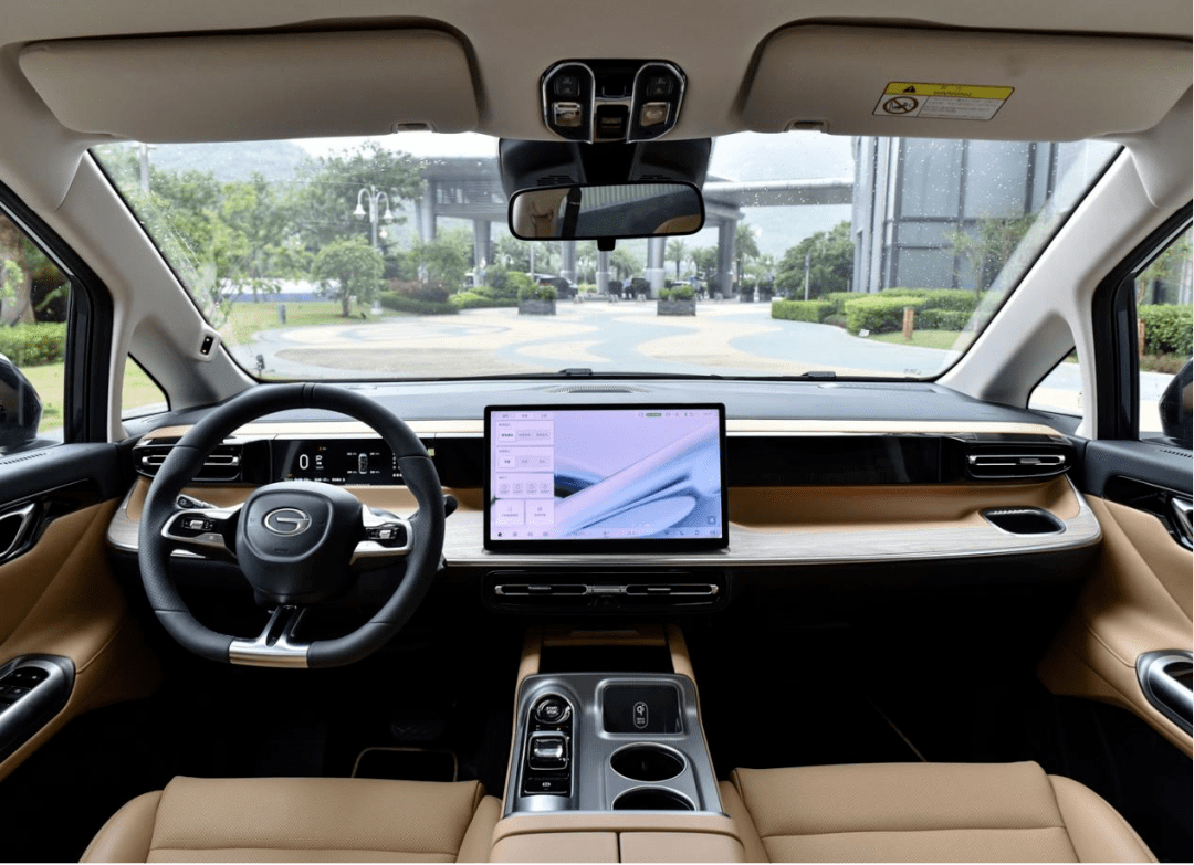 价格、空间、智能、安全多杀合资MPV——20万出头家用新能源MPV广汽传祺E8！_搜狐汽车_搜狐网