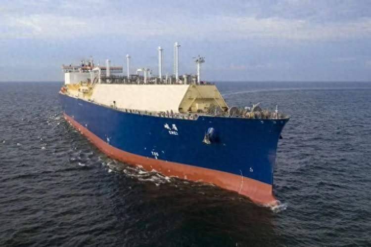 沪东中华创下全年交付6艘LNG船新纪录丨一线新动态_运输船_峨眉_全球