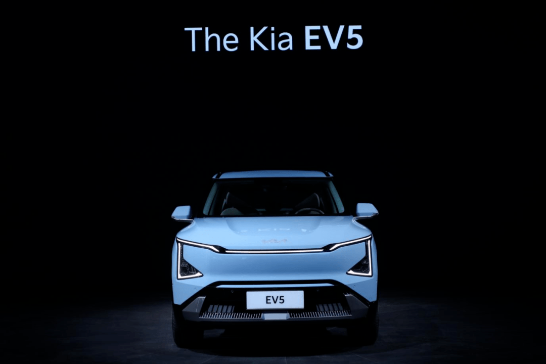 定位“百变生活智舱”，起亚EV5标准续航版黄冈上市，售价14.98万元起_搜狐汽车_搜狐网