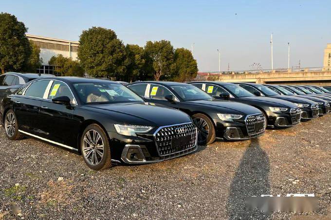 奥迪4S店猛打折！A8L最高优惠25万 比A6L还便宜_搜狐汽车_搜狐网