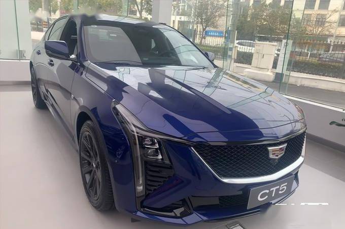官方降价！凯迪拉克新CT5售28.97万起 配33英寸大屏_搜狐汽车_搜狐网